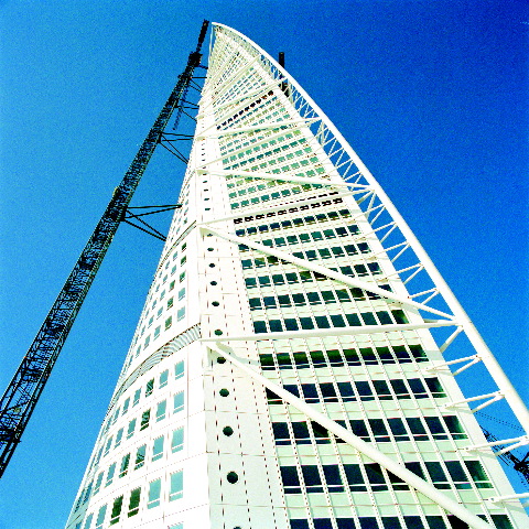 Parachutes off Twisted Tower - Travel Gate Sweden